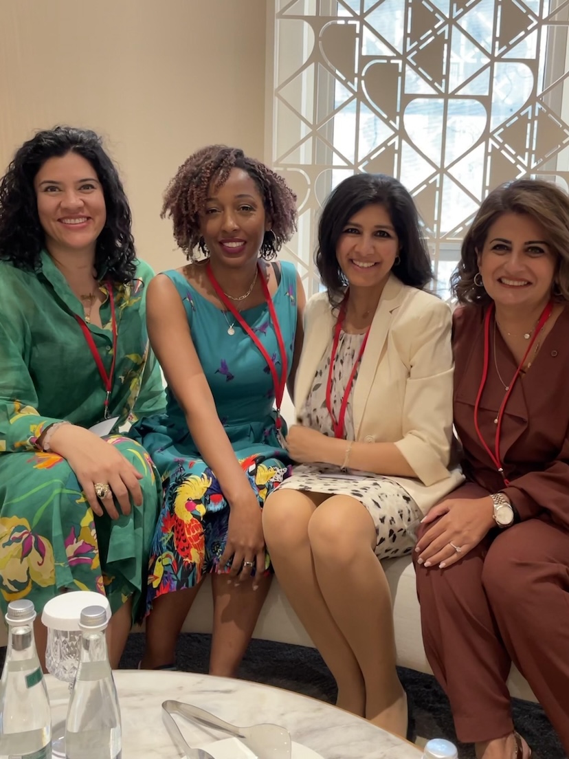 EMPOWERING WOMEN IN THE WORKPLACE - bazaar.town
